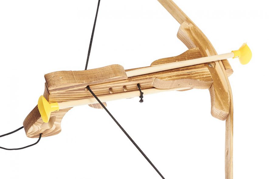 Ballesta de madera con flechas de ventosa | Juguetutto