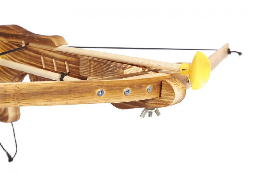 Ballesta de madera con flechas de ventosa | Juguetutto